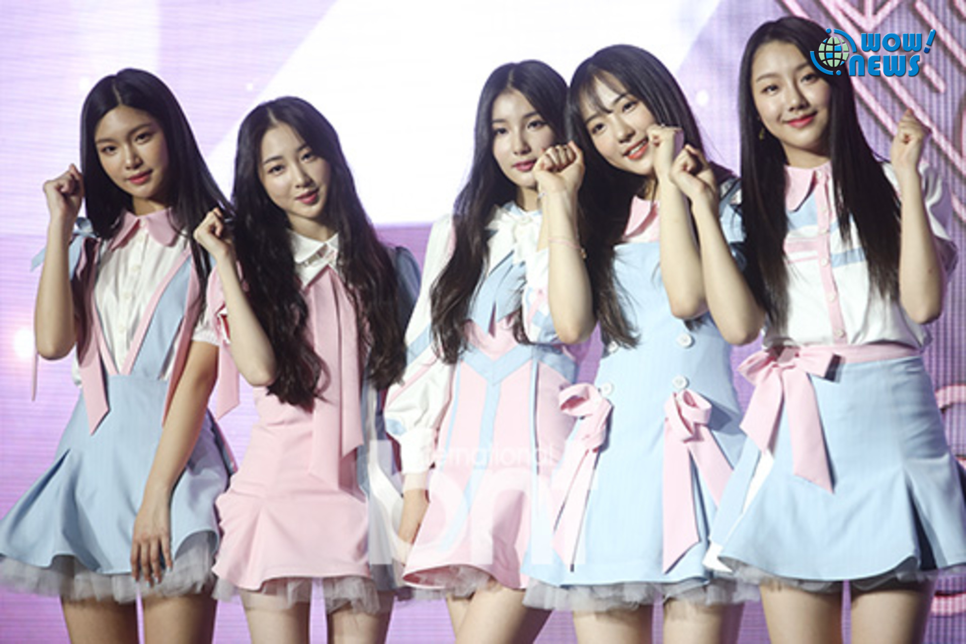 Wow!NEWS新聞網 - 女團ELRIS舉行出道sc 清新五少女甜美可愛