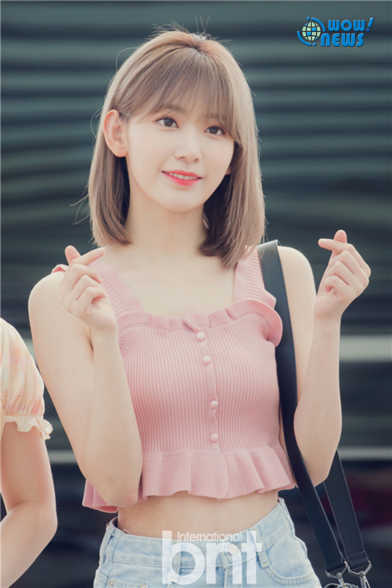 Wow!NEWS新聞網 - [bnt PHOTO]IZ*ONE現身仁川機場 前往LA出席公演